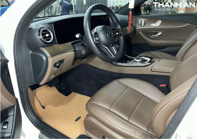 Thảm lót sàn xe Kia Rondo loại nào tốt? Bảng giá mới nhất